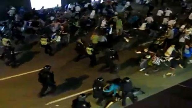 Video emerges to corroborate Vancouver Riot Kiss story