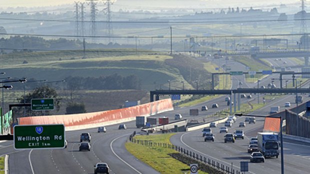 Eastlink operator's shares plunge