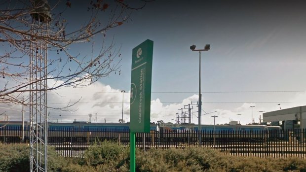 15yo boy charged after allegedly stabbing Perth woman 'five times' in ...