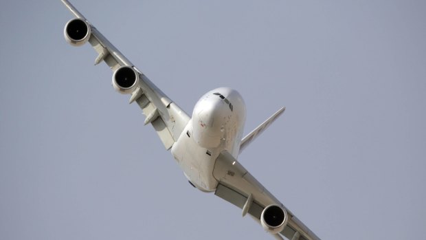 Do passenger planes have speed limits?