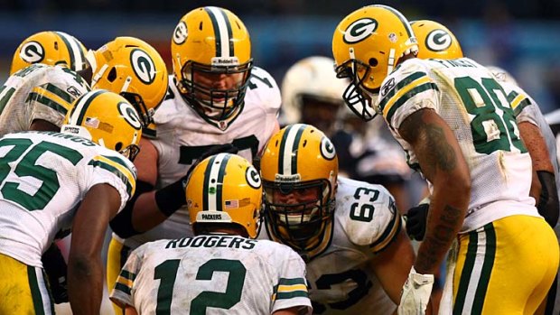 Packers stay undefeated