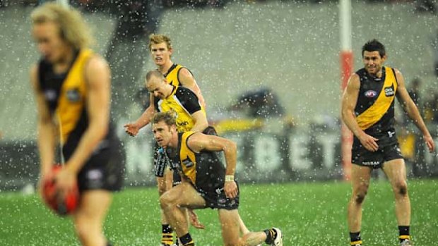 Tigers learn how to seal a victory