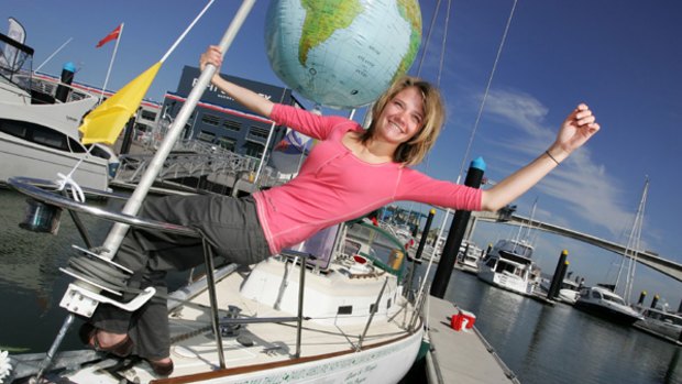 Solo sailing around the world: Aussie teen girl plans to break record