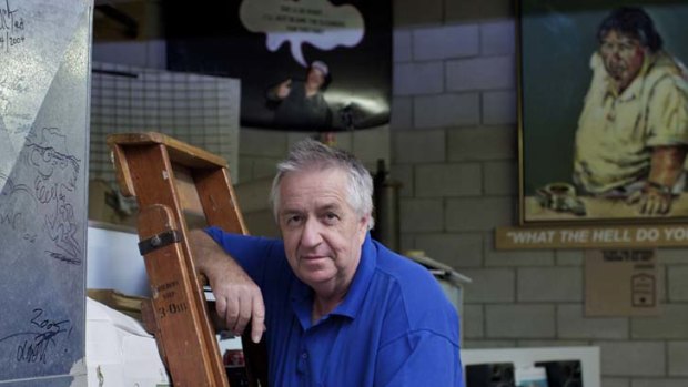 A sitting duct for famous squiggles