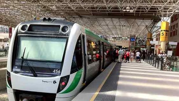 The nine golden rules of catching public transport in Perth