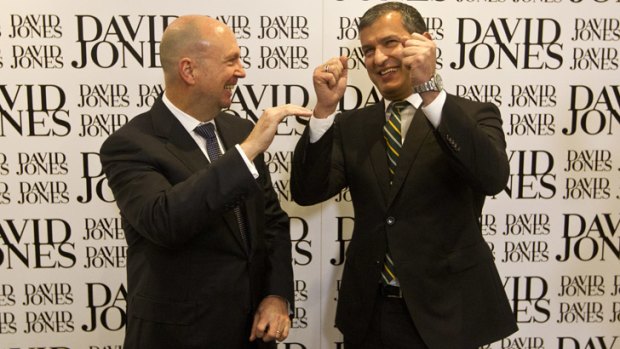 David Jones shareholders back Woolworths