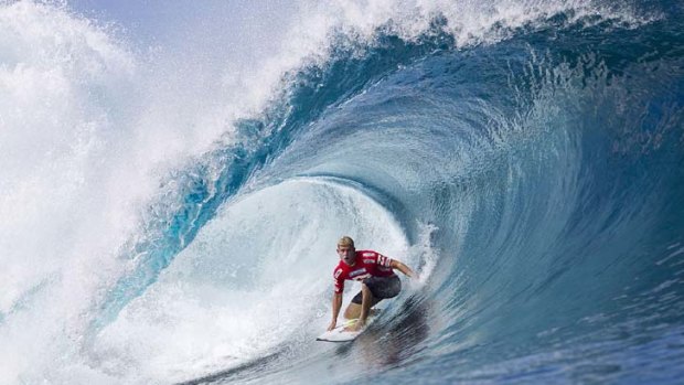Fanning flies, Ross fumes at Billabong Pro