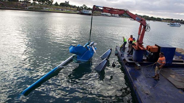 Seaplane crash-lands before daredevil stunt act