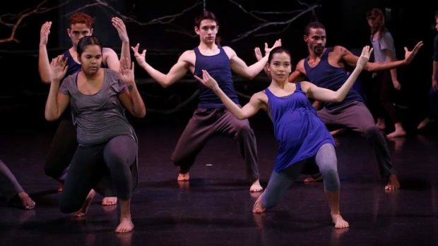 Hit the Floor Together: QL2 Dance