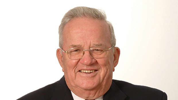 Who is Sir Leo Hielscher?