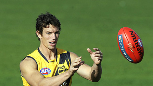 Simmonds' retirement puts pressure on Cousins