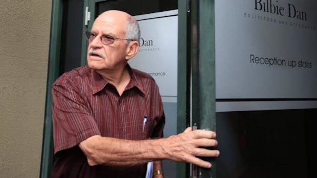 Knights founder Leigh Maughan asks Nathan Tinkler to hand club back