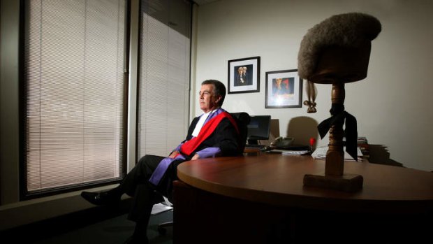 Paul Whelan called in to 'sort out' arrest powers