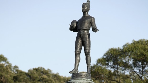 Settling a score with a footy sculpture