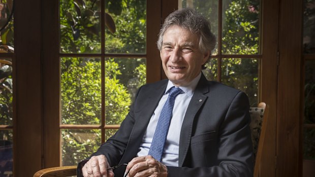 Banks appoint former auditor-general Ian McPhee to review pay