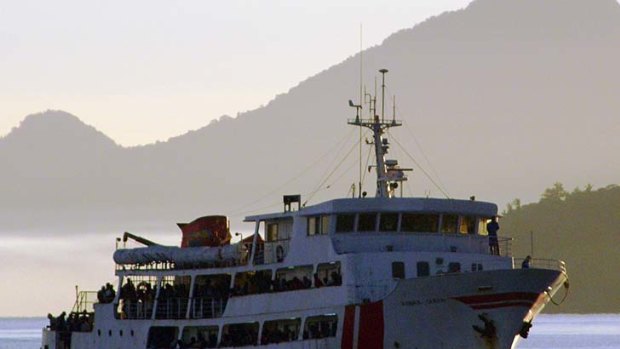 When the big waves came at dawn