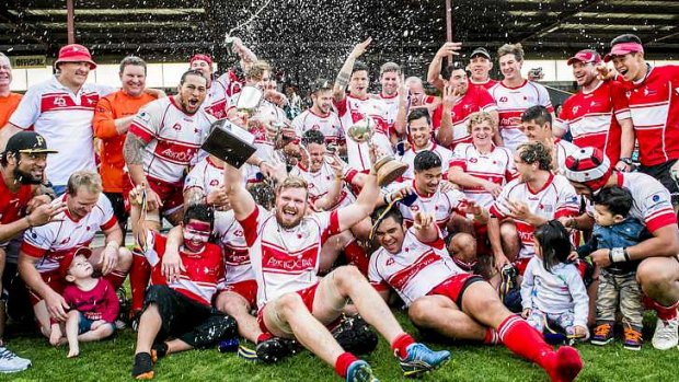 Vikings flex muscles to hold off Royals