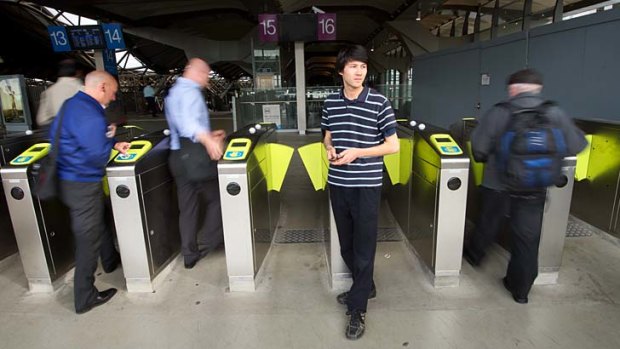 New myki card readers no faster