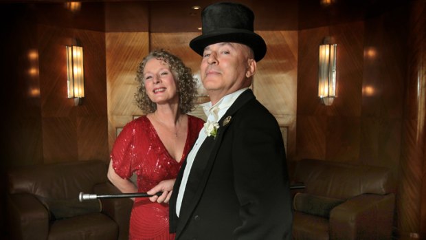 Two Cowardly acts pay tribute to a wit