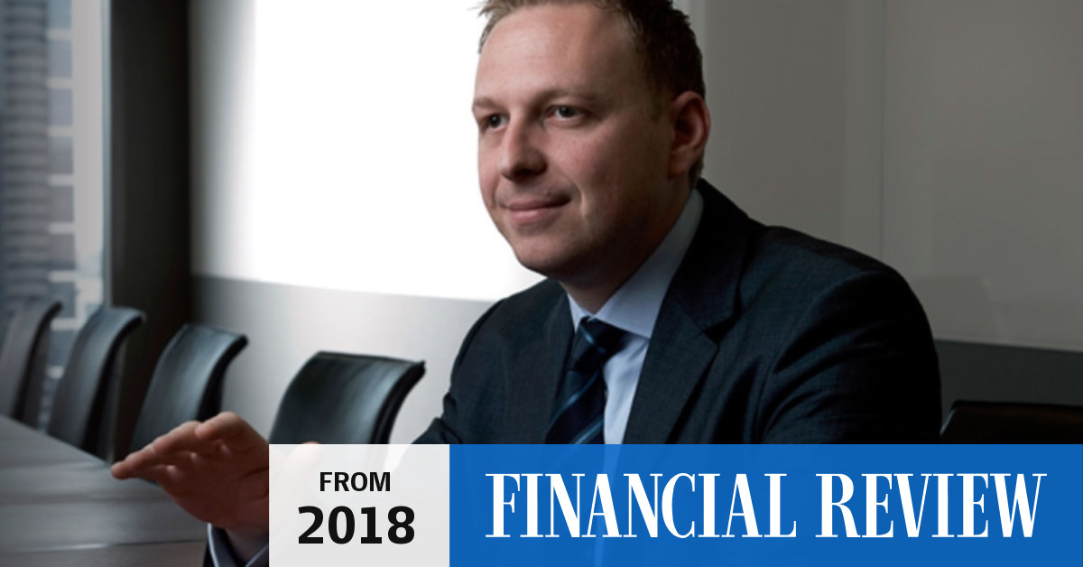 Gun slinger lawyer fires up AMP activist battle