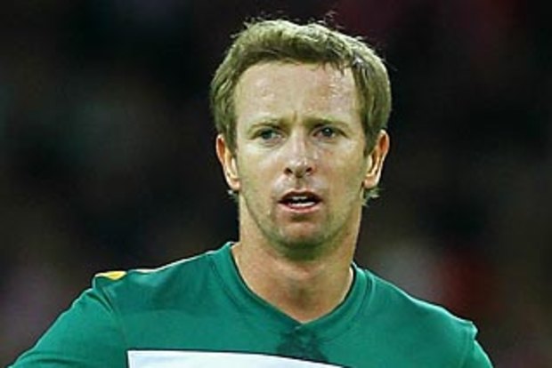 David Carney returns and signs with Newcastle Jets