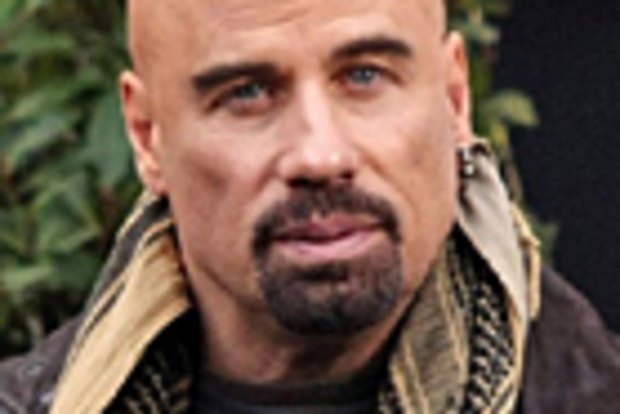 John Travolta's bald move