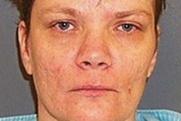 Teresa Lewis becomes first woman executed in Virginia in 100 years