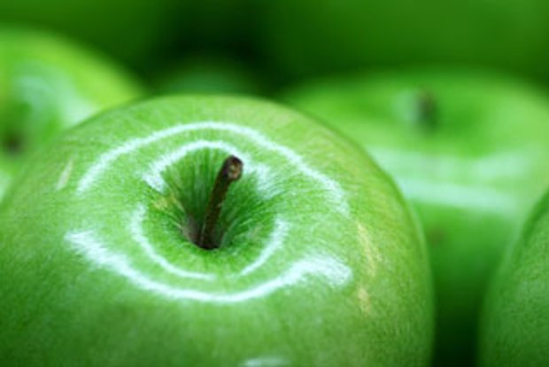 Seven apples in seven days