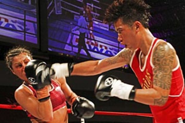 Doubts raised over boxer's gender