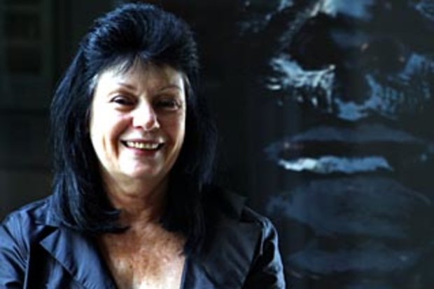 Sherman to put her collection on show after rethinking gallery move