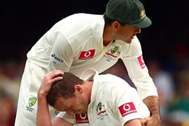 Dropped catch shows perils for bowlers