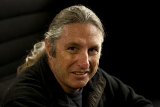 Tim Winton dives back into memoir – 25 years after his first dip