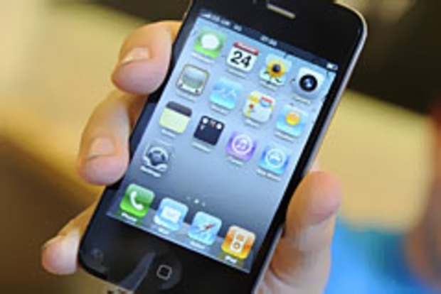 Tests confirm iPhone 4 'design flaw'