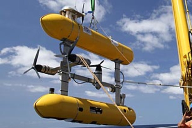 Unmanned submarine goes missing off Queensland coast