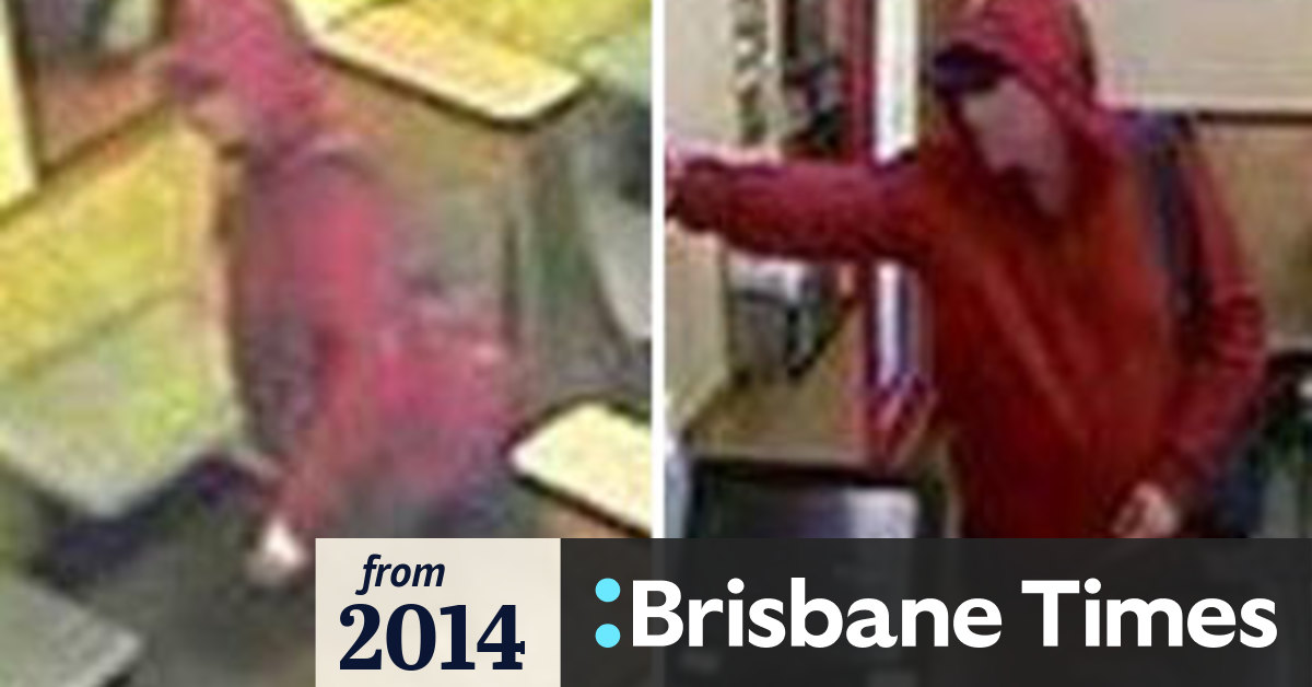 Subway worker flees gunman