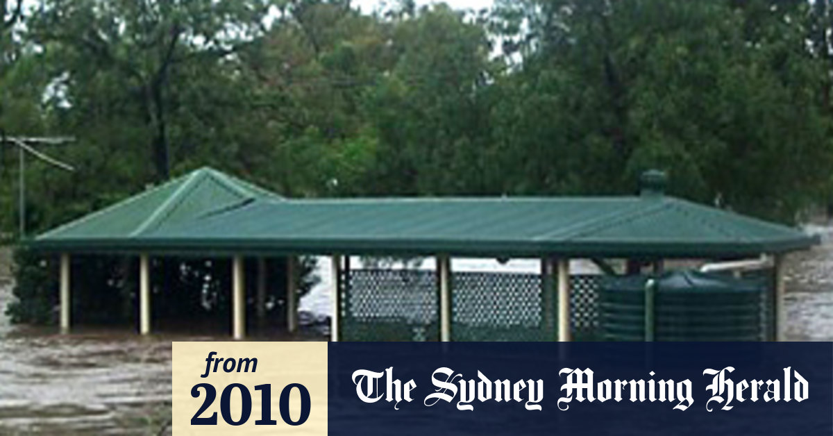 Towns cut off by flooding in NSW, Queensland