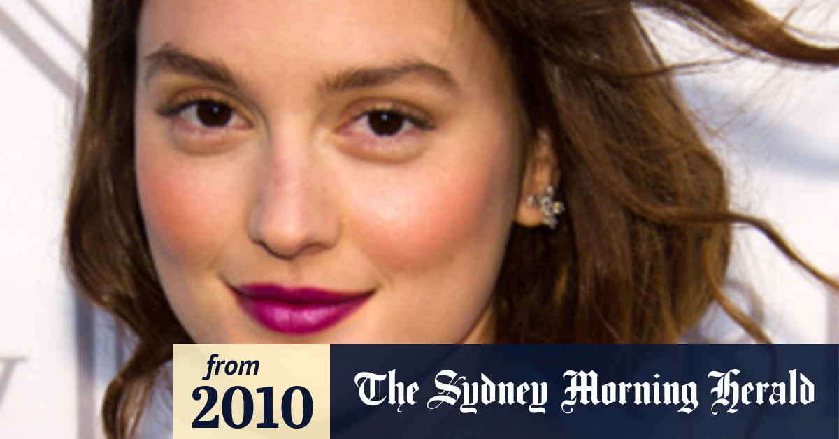 Celebrity Red Carpet Watch - November 19, 2010