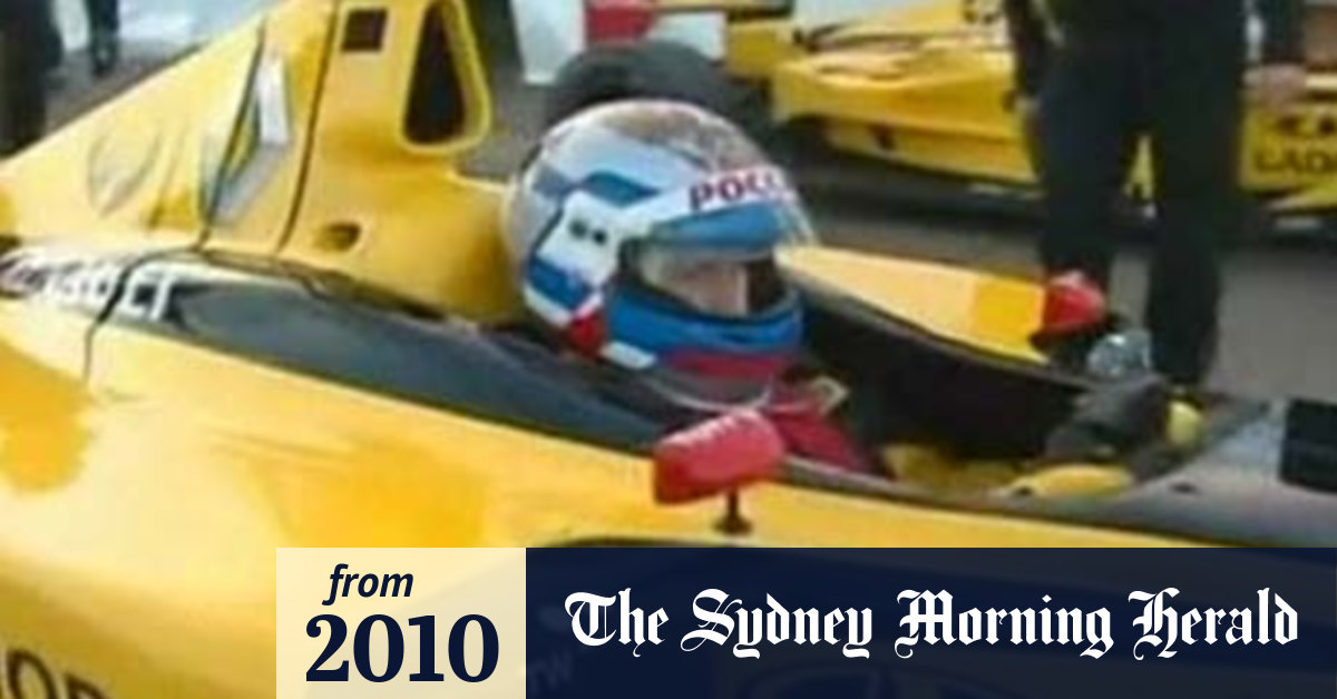 Putin gets behind the wheel for F1 deal