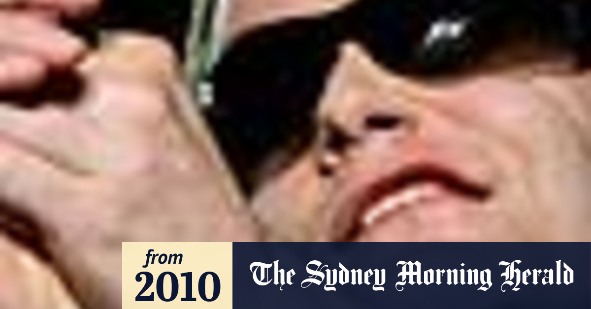 Meet Derek, the amazing human iPod