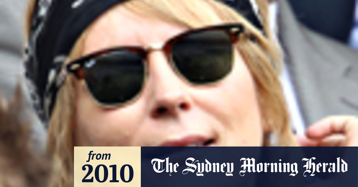 Jennifer Saunders' secret cancer battle