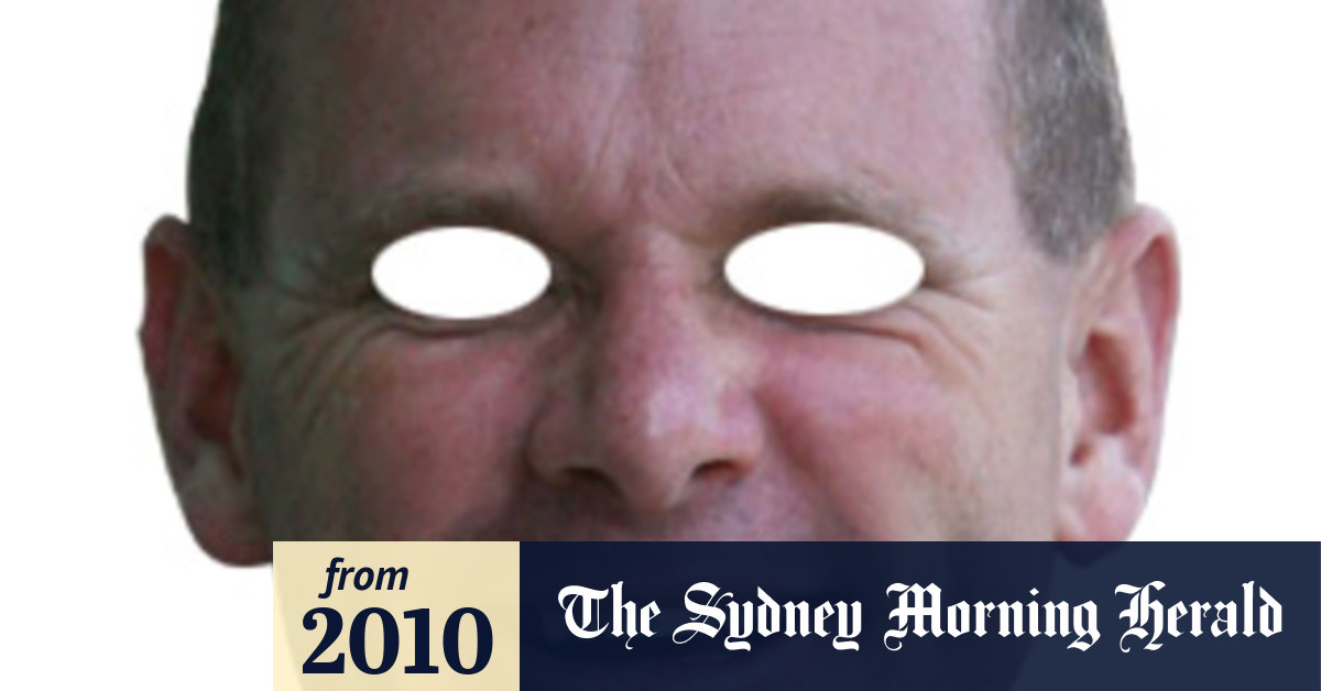 Fake Mayor has fingers pointing