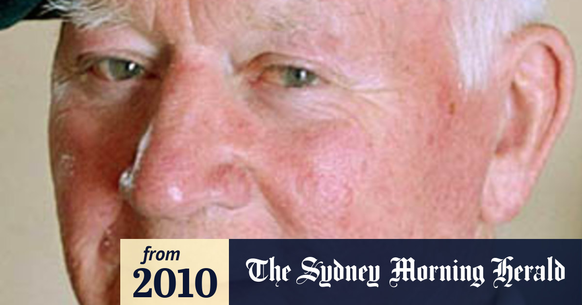 Piper who skirled on the beach at Normandy as the longest day began