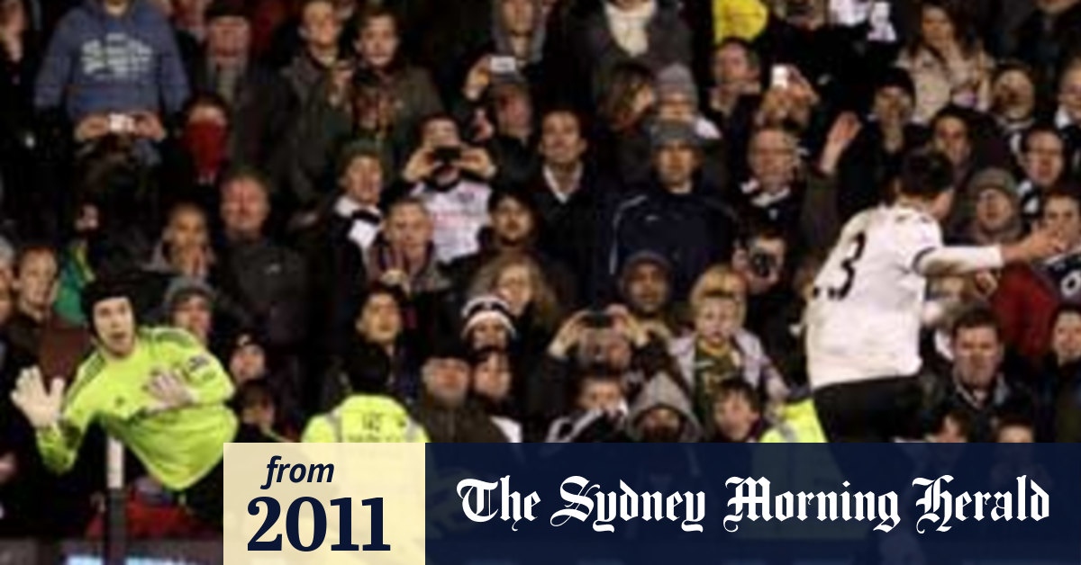 Dempsey miss saves Chelsea from defeat