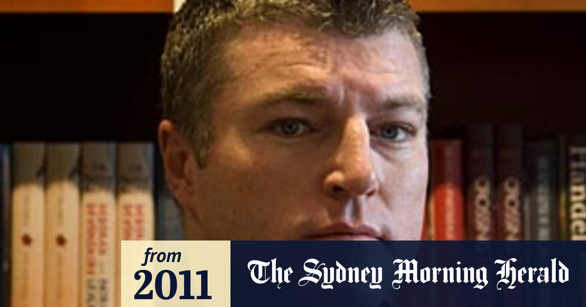 MacGill launches comeback