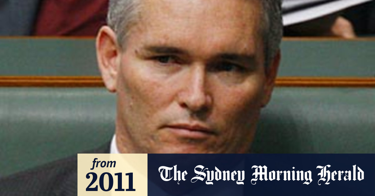 Gillard pressed on Thomson fraud case