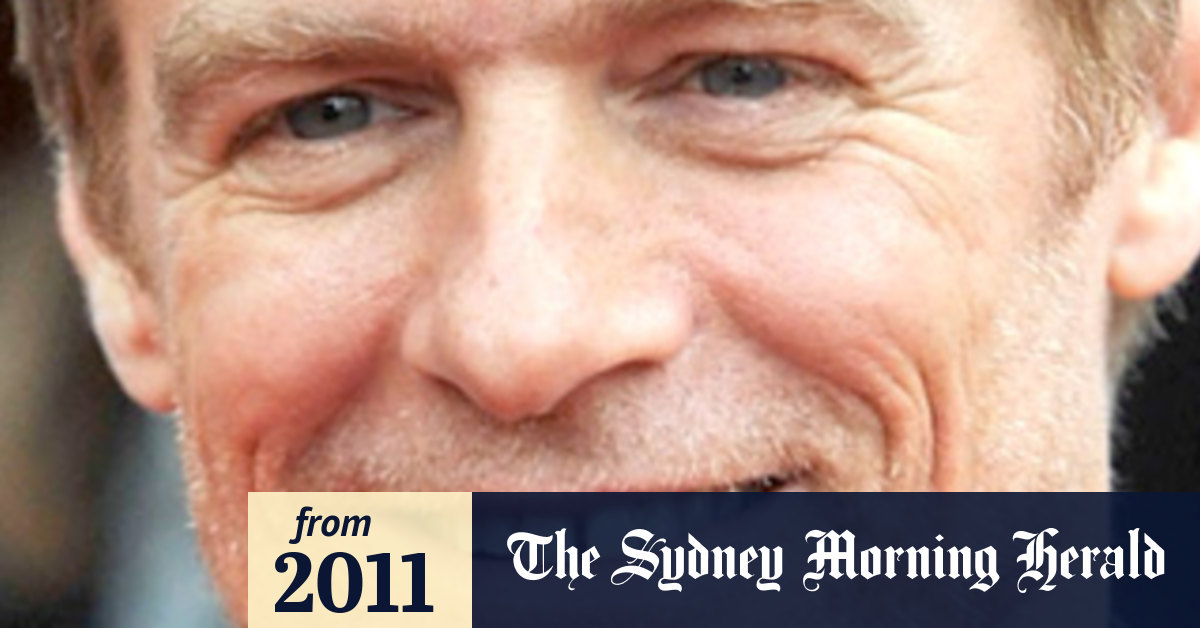 Bryan Adams to become a father