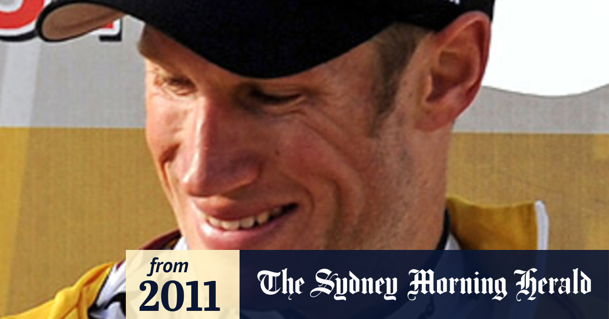 Renshaw seizes the lead