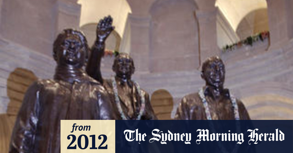 Statue cover-up ordered