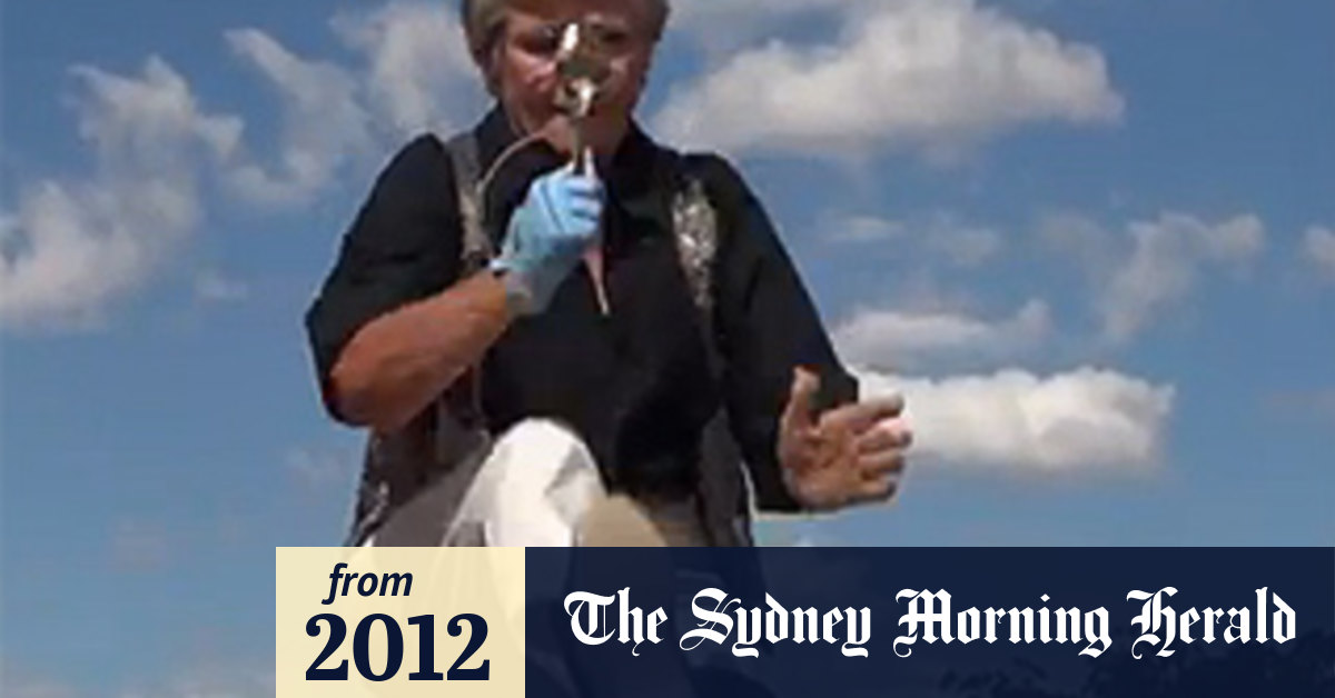 Smashing spoons takes on the Top 40