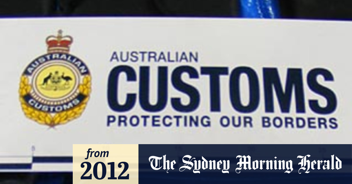 Customs officer facing drugs, bribery charges